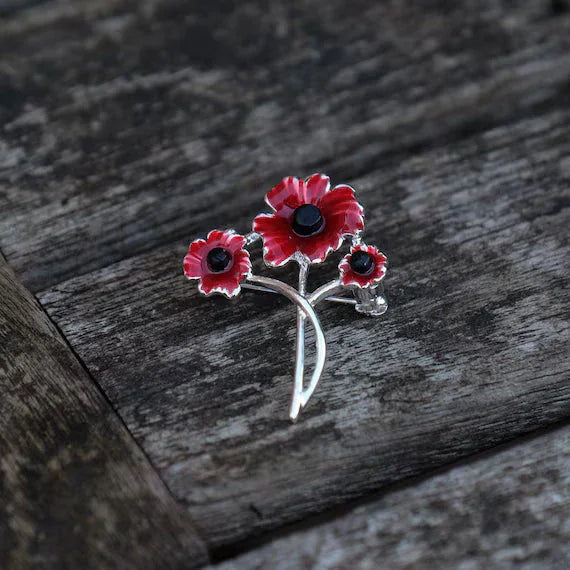 Timeless Elegance of the Poppy Brooch: Symbolism, Style, and Meaning ...